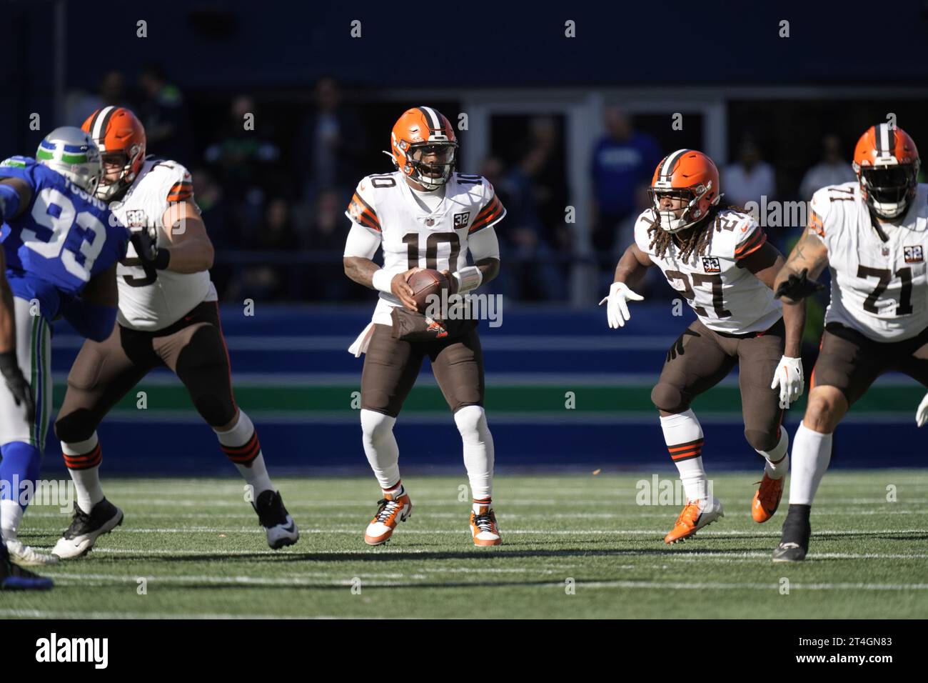 Cleveland Browns quarterback PJ Walker (10) looks to pass the ball ...