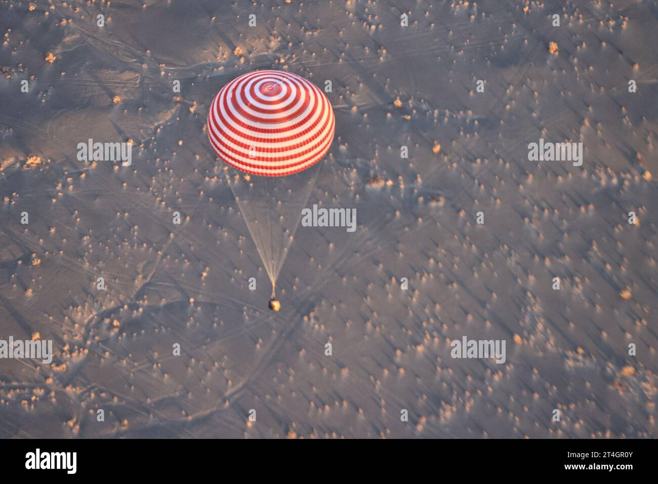 Dongfeng Landing Site. 31st Oct, 2023. The return capsule of the Shenzhou-16 manned spaceship ...