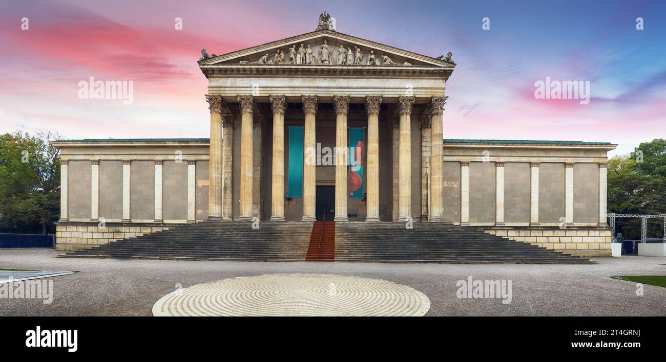 Staatliche Antikensammlungen in Munich, State Collection of Antiques ...