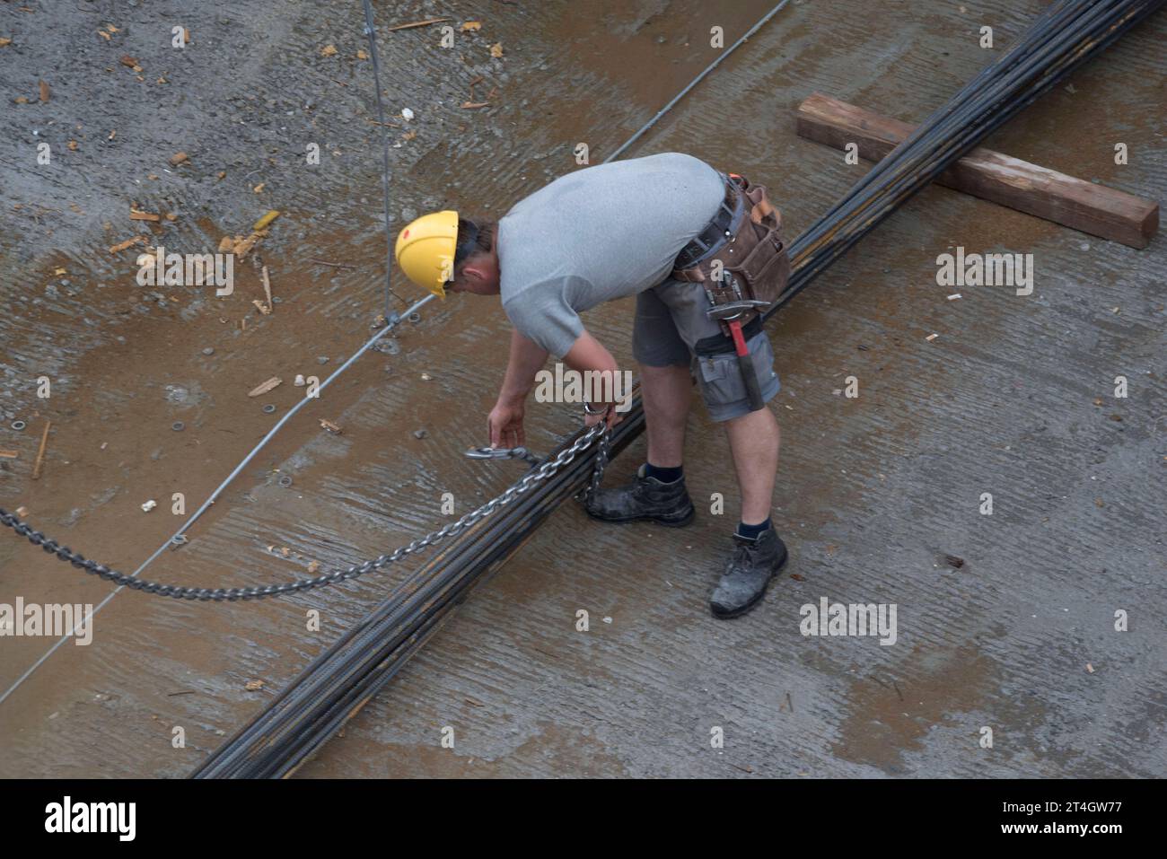 construction worker at a building site, employee in construction ...