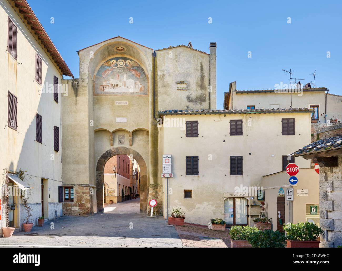 city gate Porta al Murello o Porta al Prato, Pienza, Tuscany, Italy ...