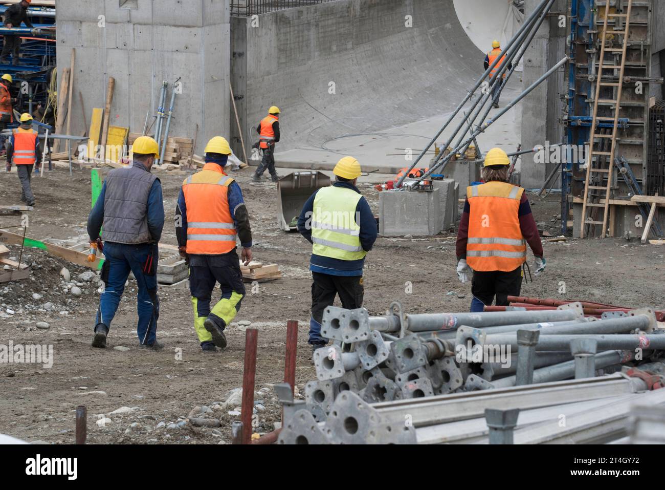 Construction Worker At A Building Site, Employee In Construction ...