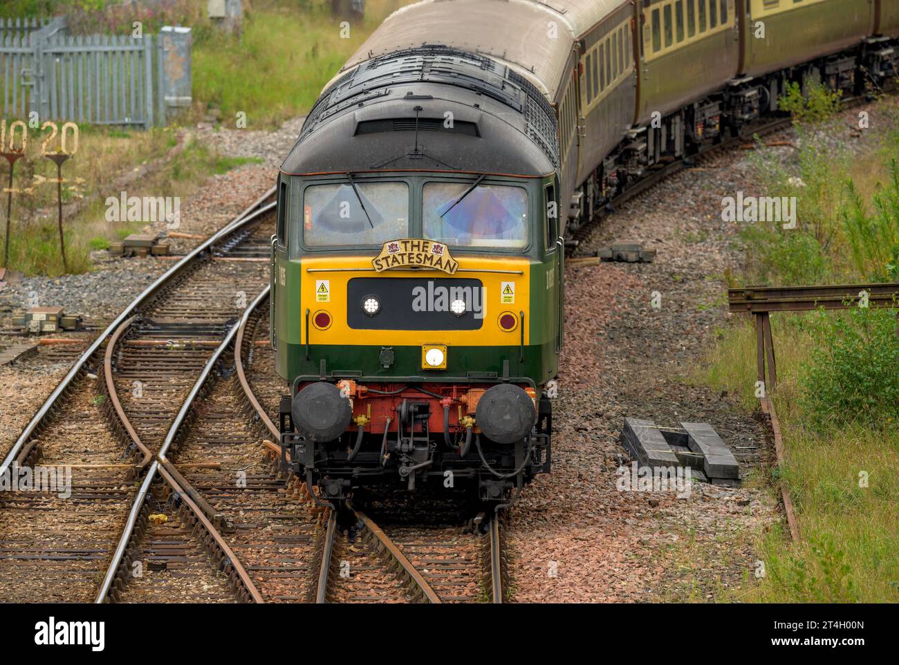 Diesel Class 47, The Settle to Carlilse & Coastal Statesman departing ...