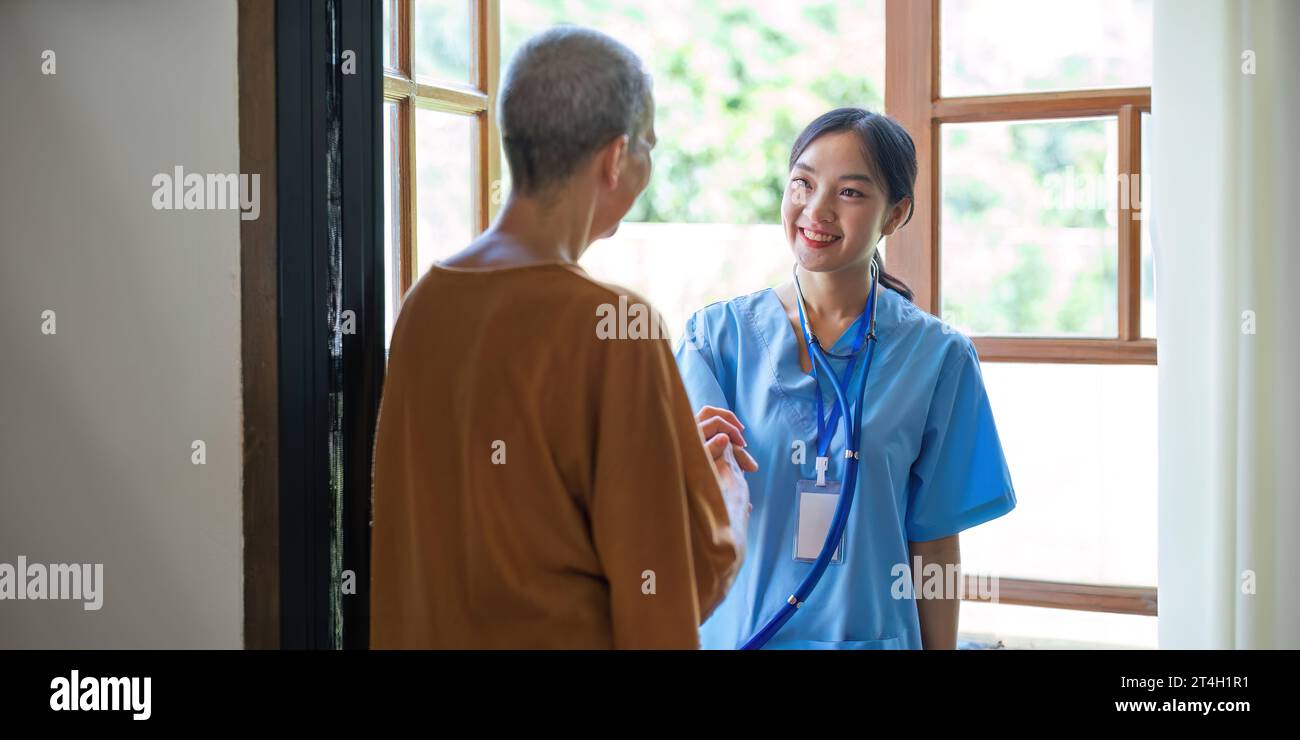 Elderly open door to doctors come for annual home health check-ups ...