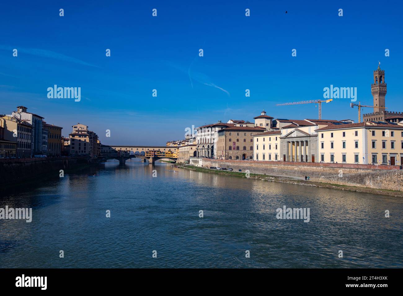 Florence, Italy: Riverside view along the river Arno looking towards ...