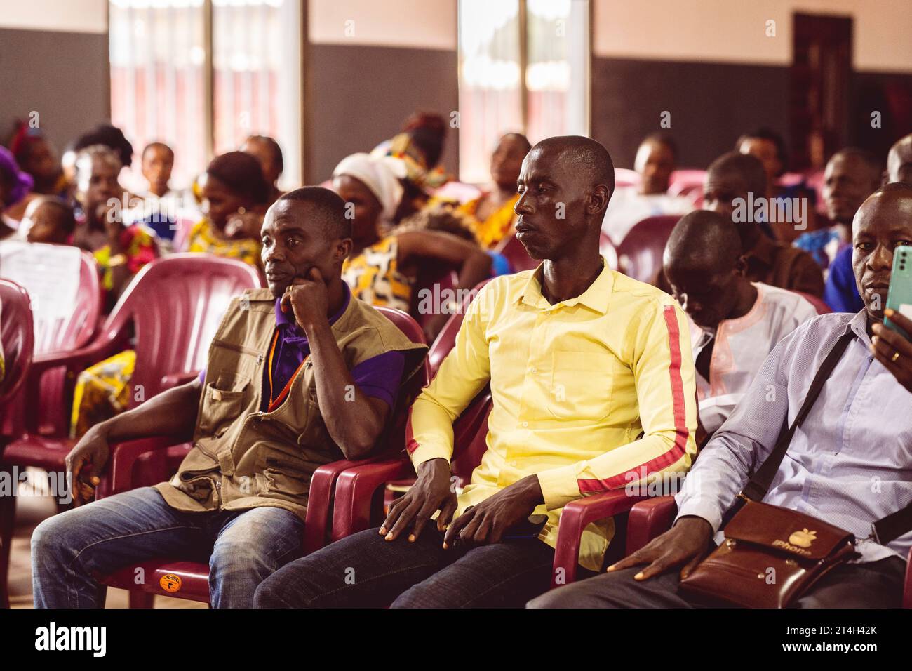 Large sermon church hi-res stock photography and images - Alamy