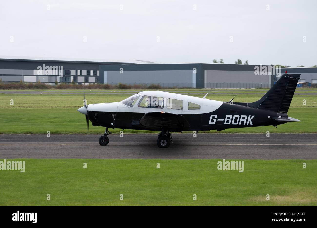 Piper PA-28-161 Cherokee Warrior II at WEllesbourne Airfield, Warwickshire, UK (G-BORK Stock ...