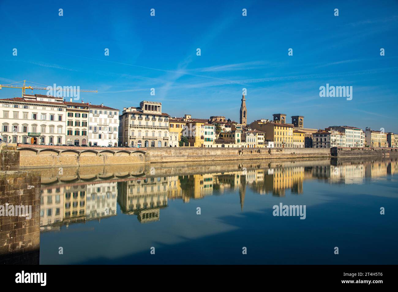 Florence, Italy: Riverside view along the river Arno looking towards ...
