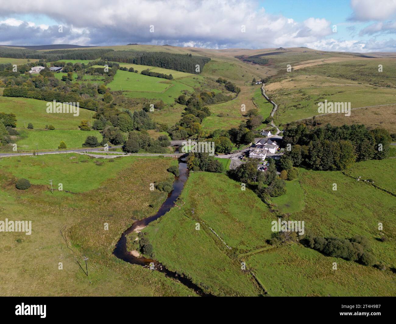 Two bridges hotel hi-res stock photography and images - Alamy