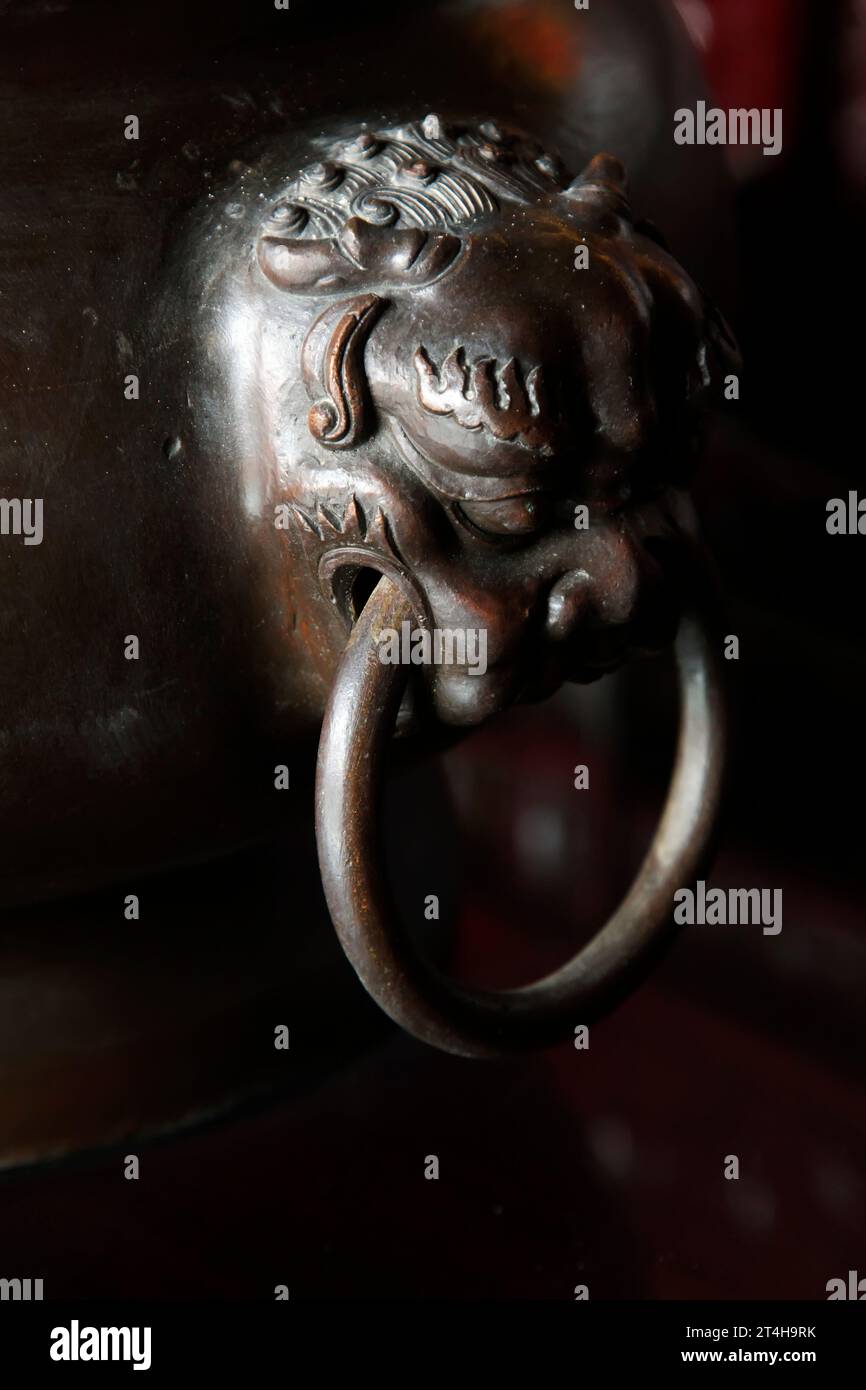 metal door knocker, closeup of photo Stock Photo - Alamy