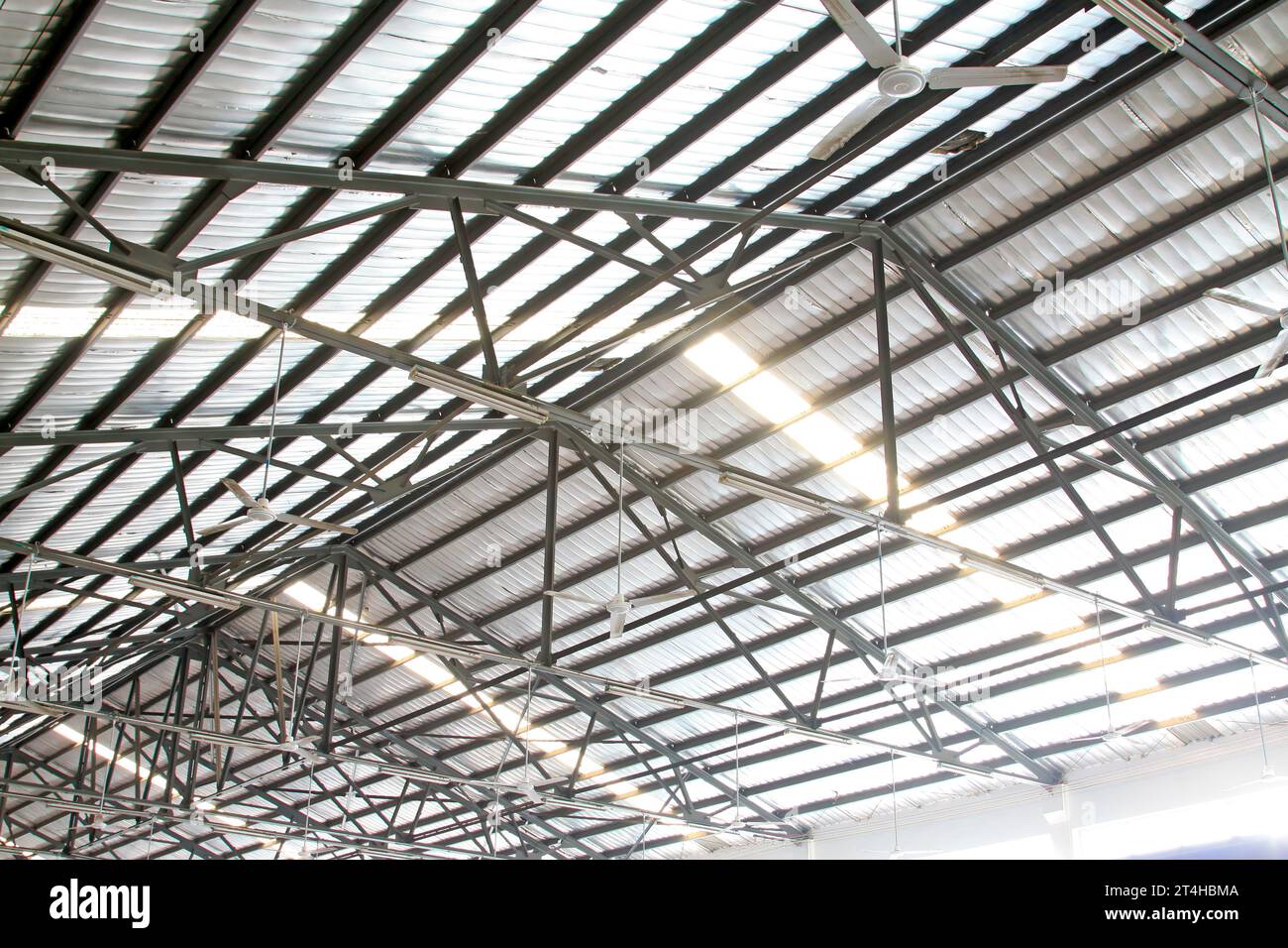 Metal framework hi-res stock photography and images - Alamy
