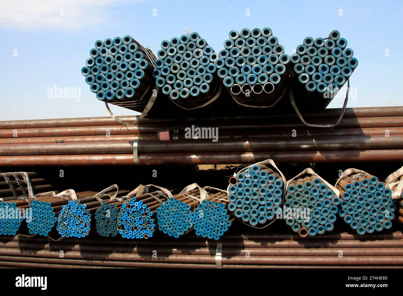 Steel pipe cross section features, closeup of photo Stock Photo - Alamy