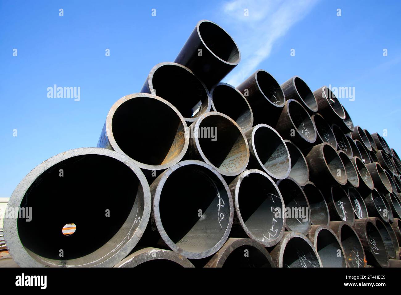 Steel pipe cross section features, closeup of photo Stock Photo - Alamy