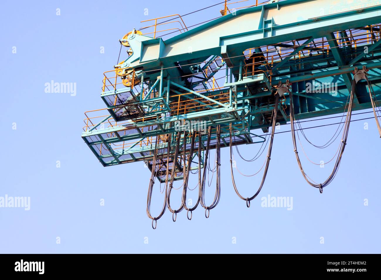 Loading crane parts hi-res stock photography and images - Alamy