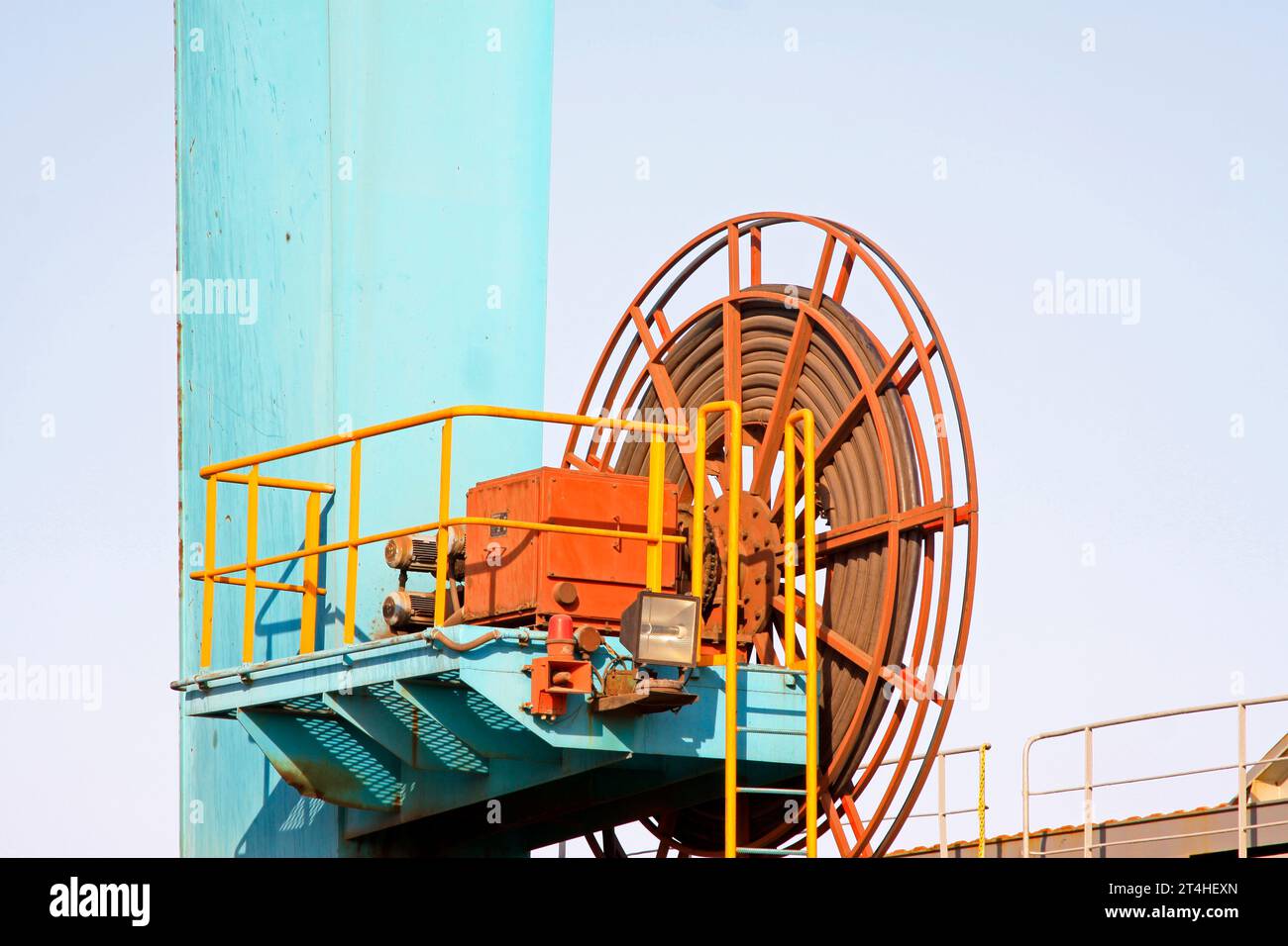 Loading crane parts hi-res stock photography and images - Alamy