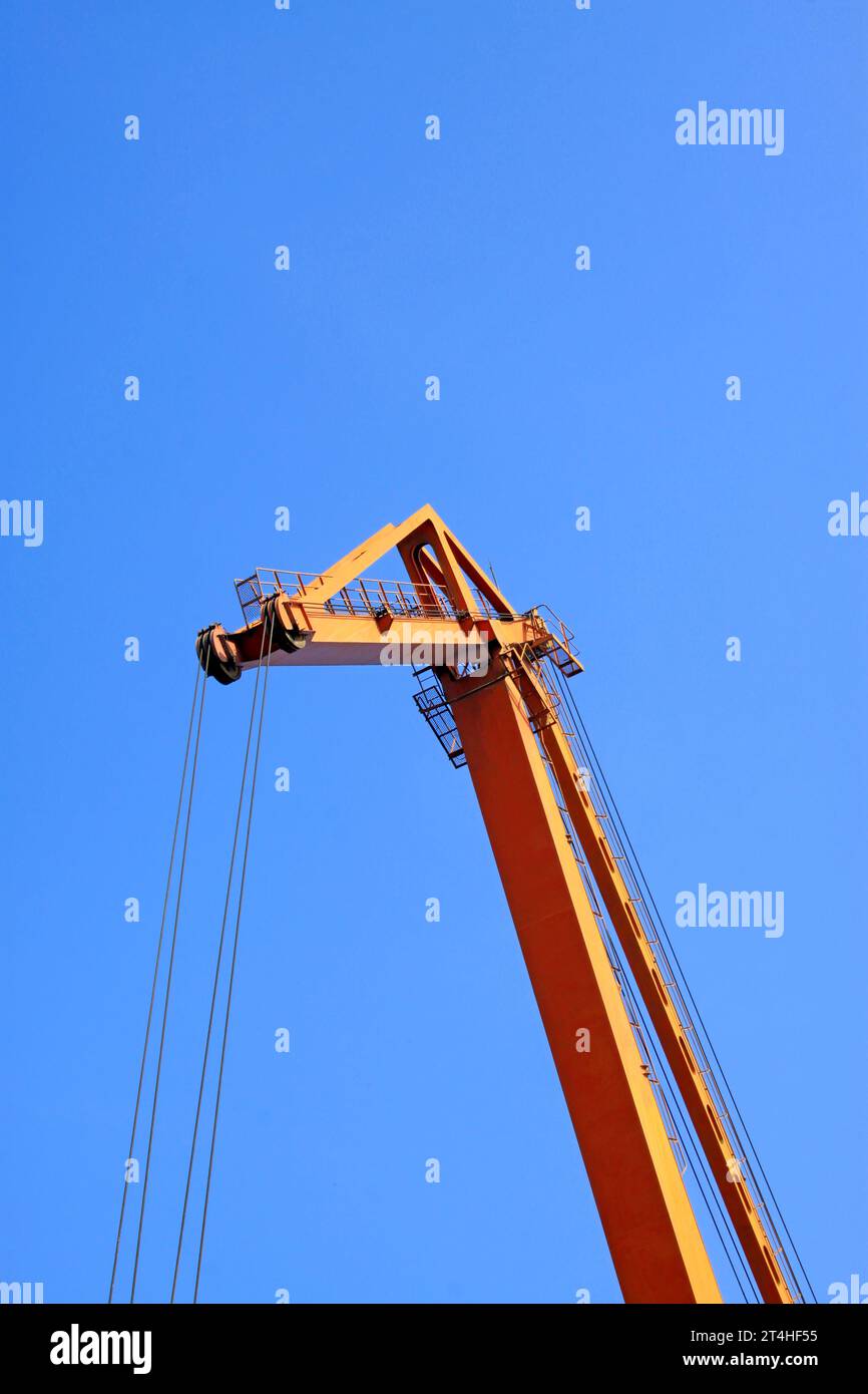 Crane automation hi-res stock photography and images - Alamy