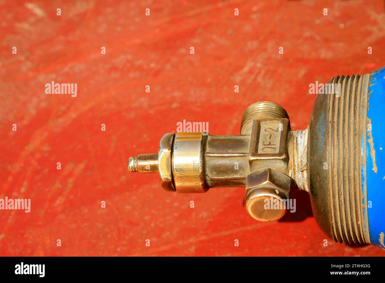 oxygen cylinder valve, closeup of photo Stock Photo - Alamy