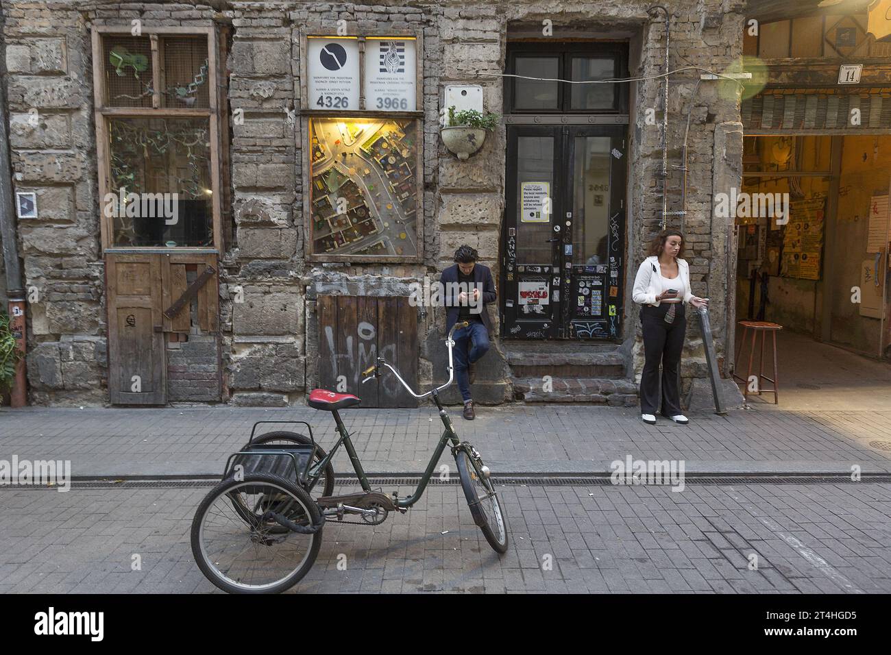 Szimpla Kert in Budapest Stock Photo - Alamy
