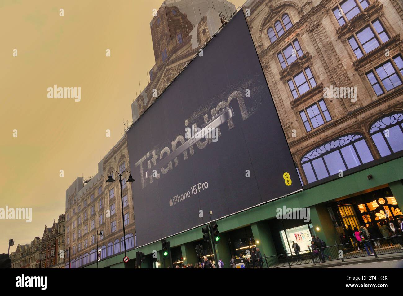 Knightsbridge, London, UK 30th October, 2023 The famous Harrods ...