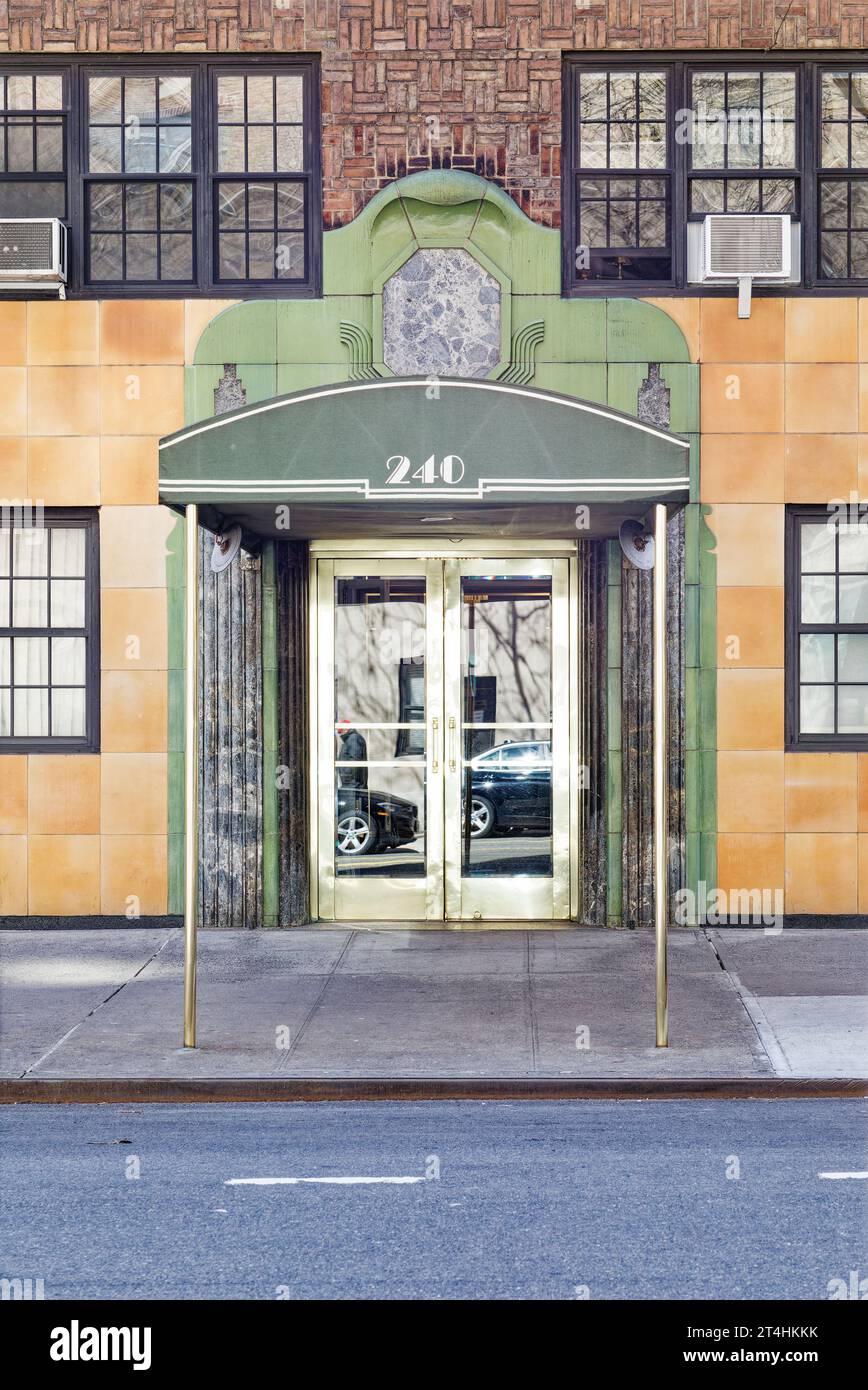 Godwin, Thompson & Patterson designed this colorful Art Deco brick and ...