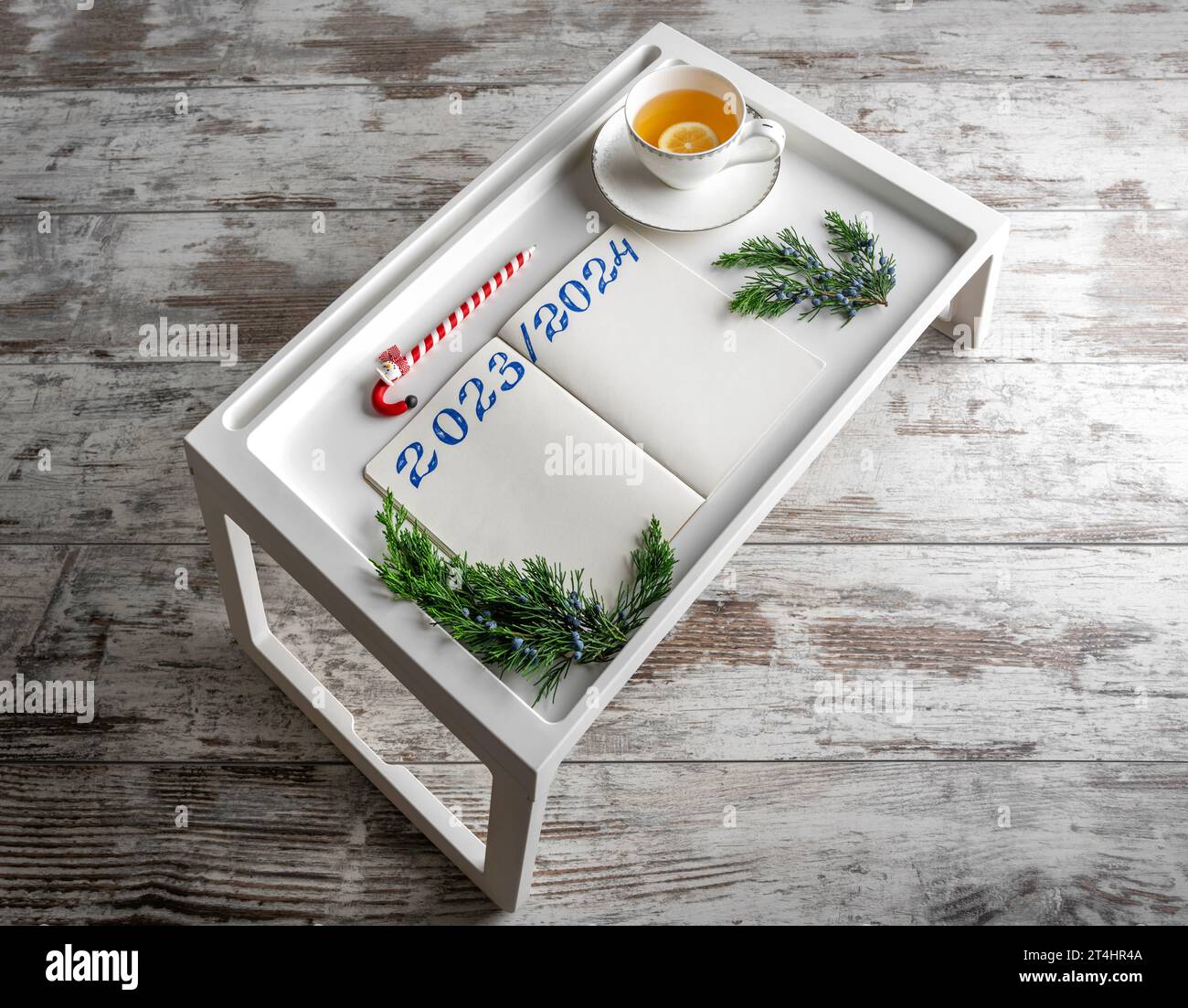 Notepad text 2023 2024 hi-res stock photography and images - Alamy