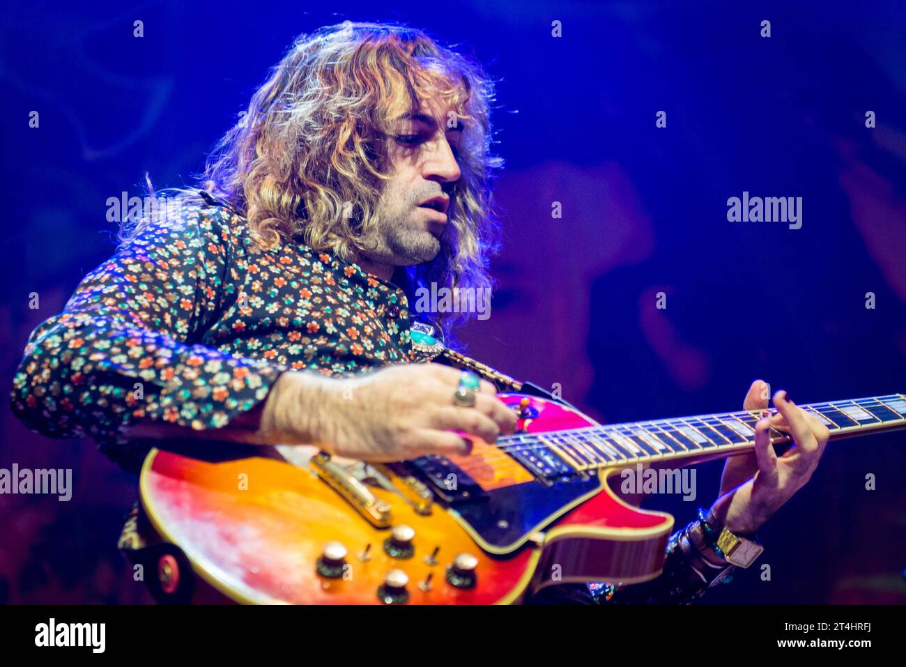 Tom Shemerr on guitar Stock Photo - Alamy