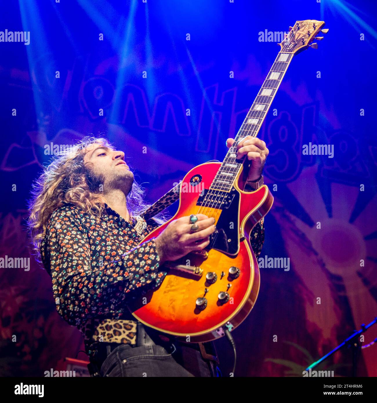 Tom Shemerr on guitar Stock Photo - Alamy