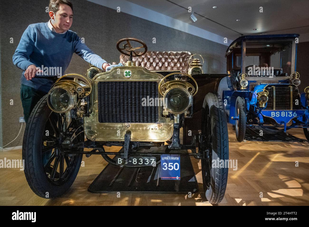 Gladiator vintage car hi-res stock photography and images - Alamy