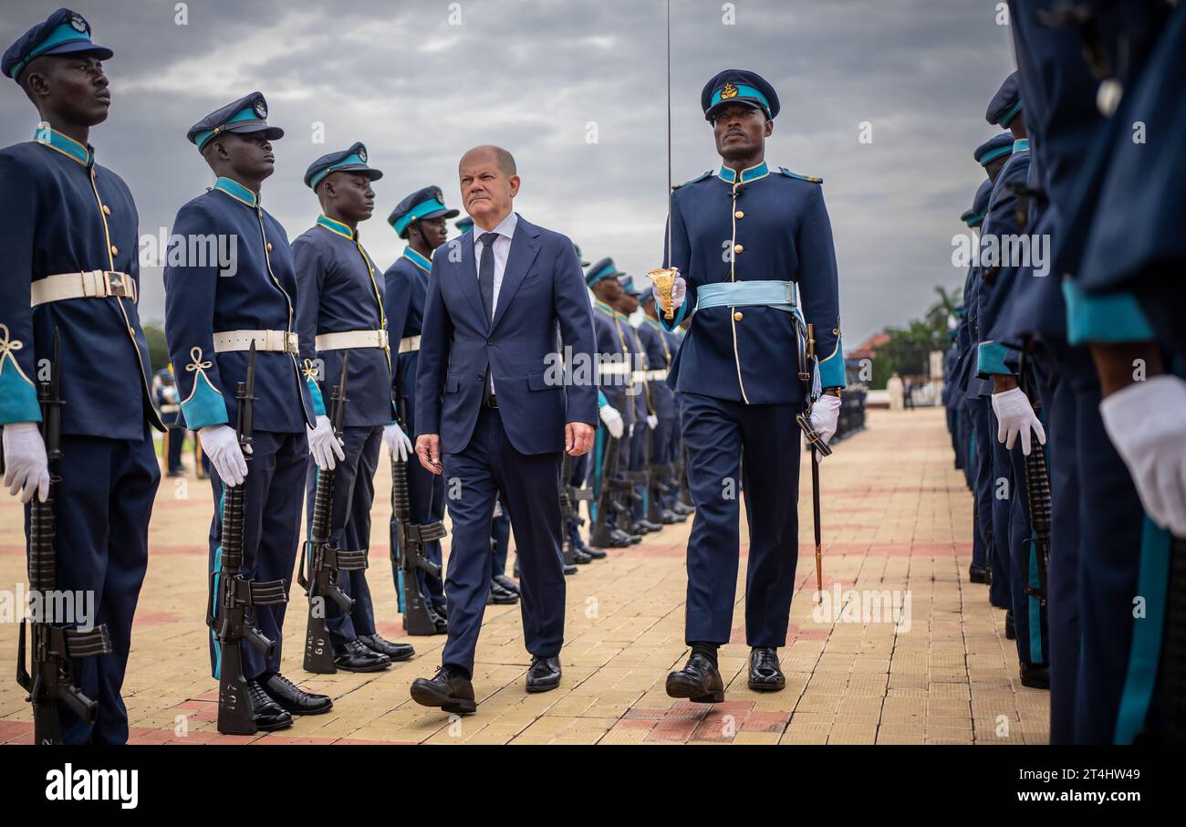 Accra, Ghana. 31st Oct, 2023. German Chancellor Olaf Scholz (SPD), is ...