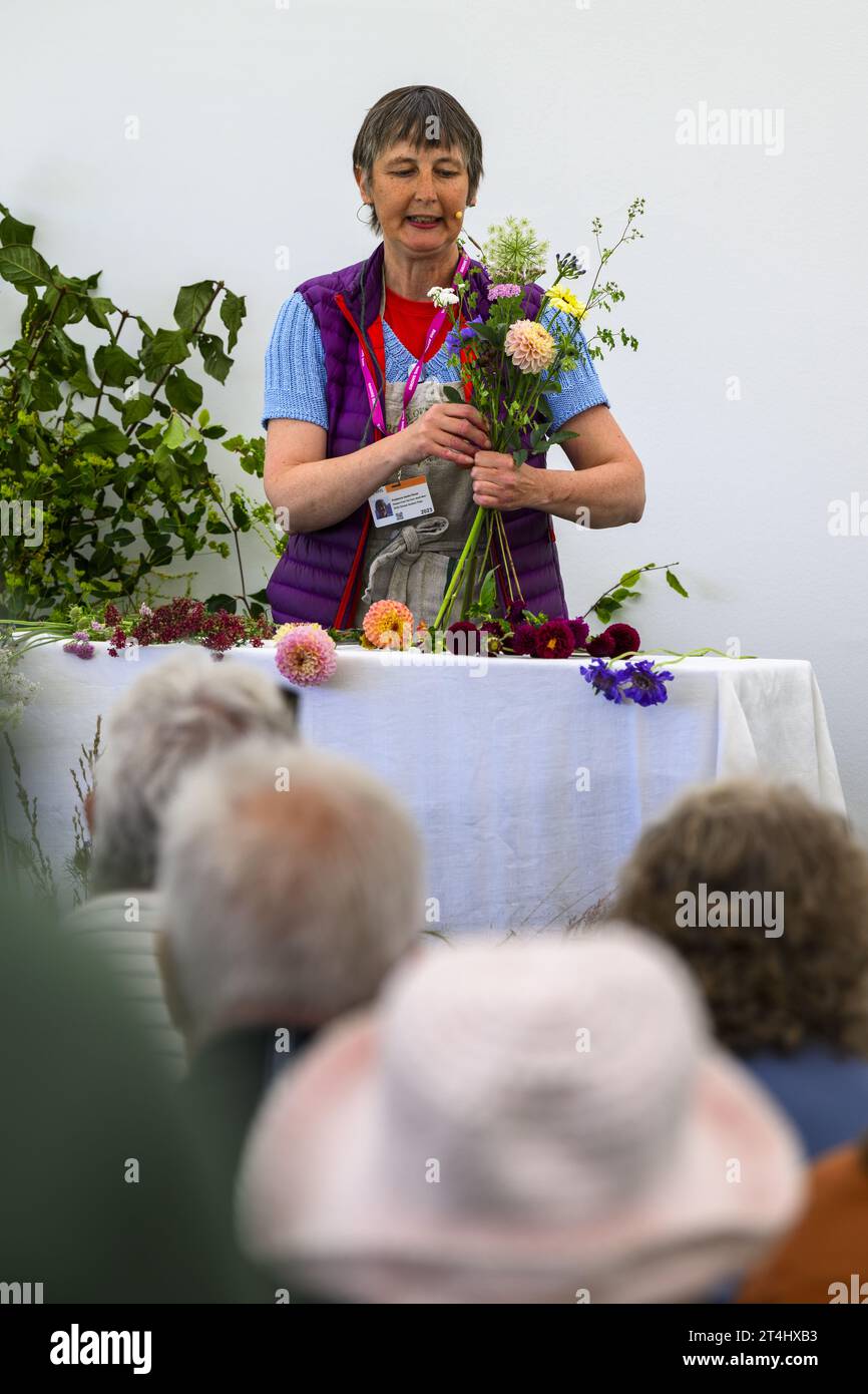 Flowers From the Farm hosting RHS Flower School (Sarah Smith florist ...