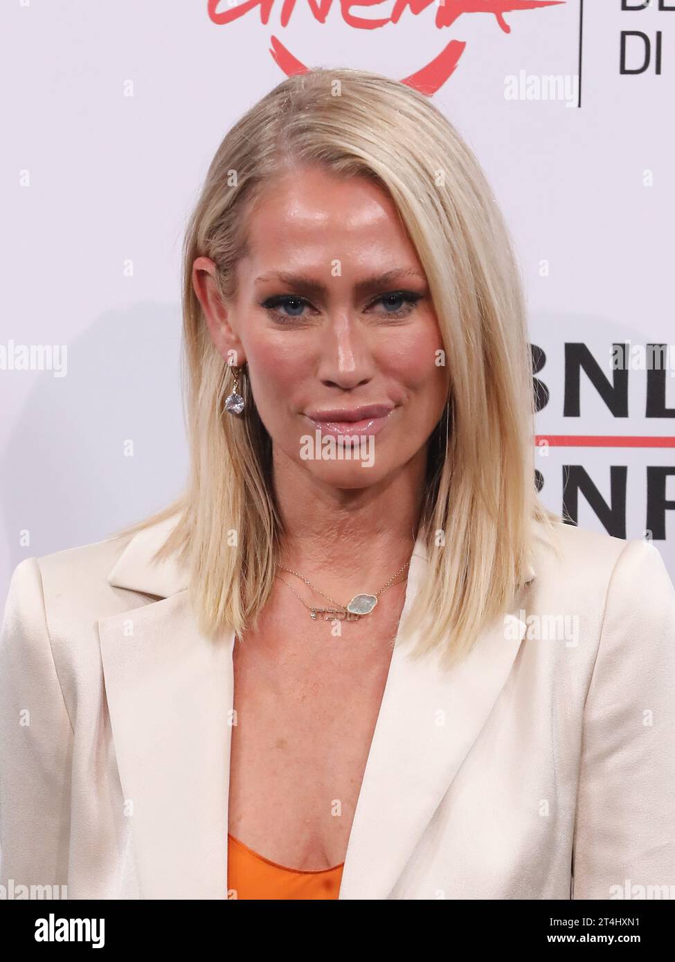 Jenny shakeshaft hi-res stock photography and images - Alamy