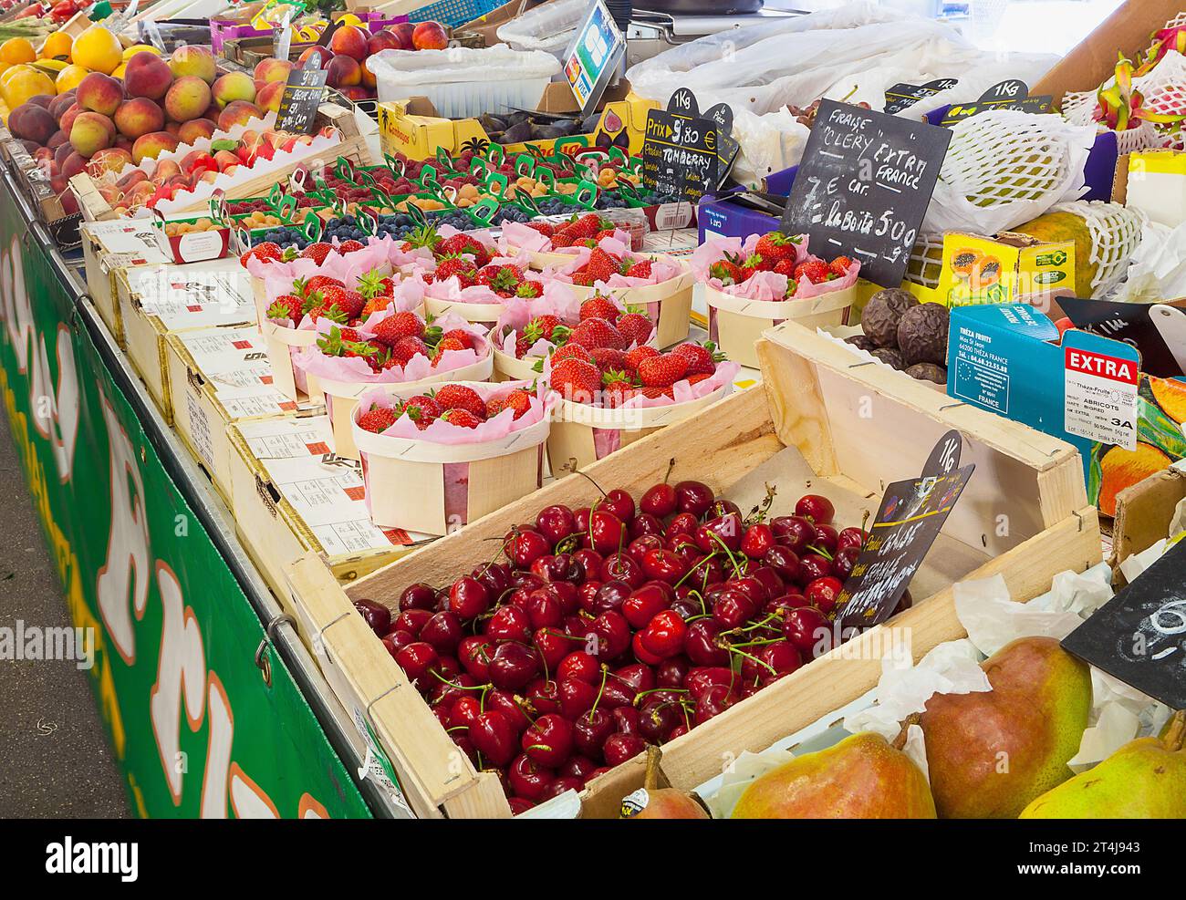 A beautiful view of the fruit stands in Antibes, France Stock Photo - Alamy