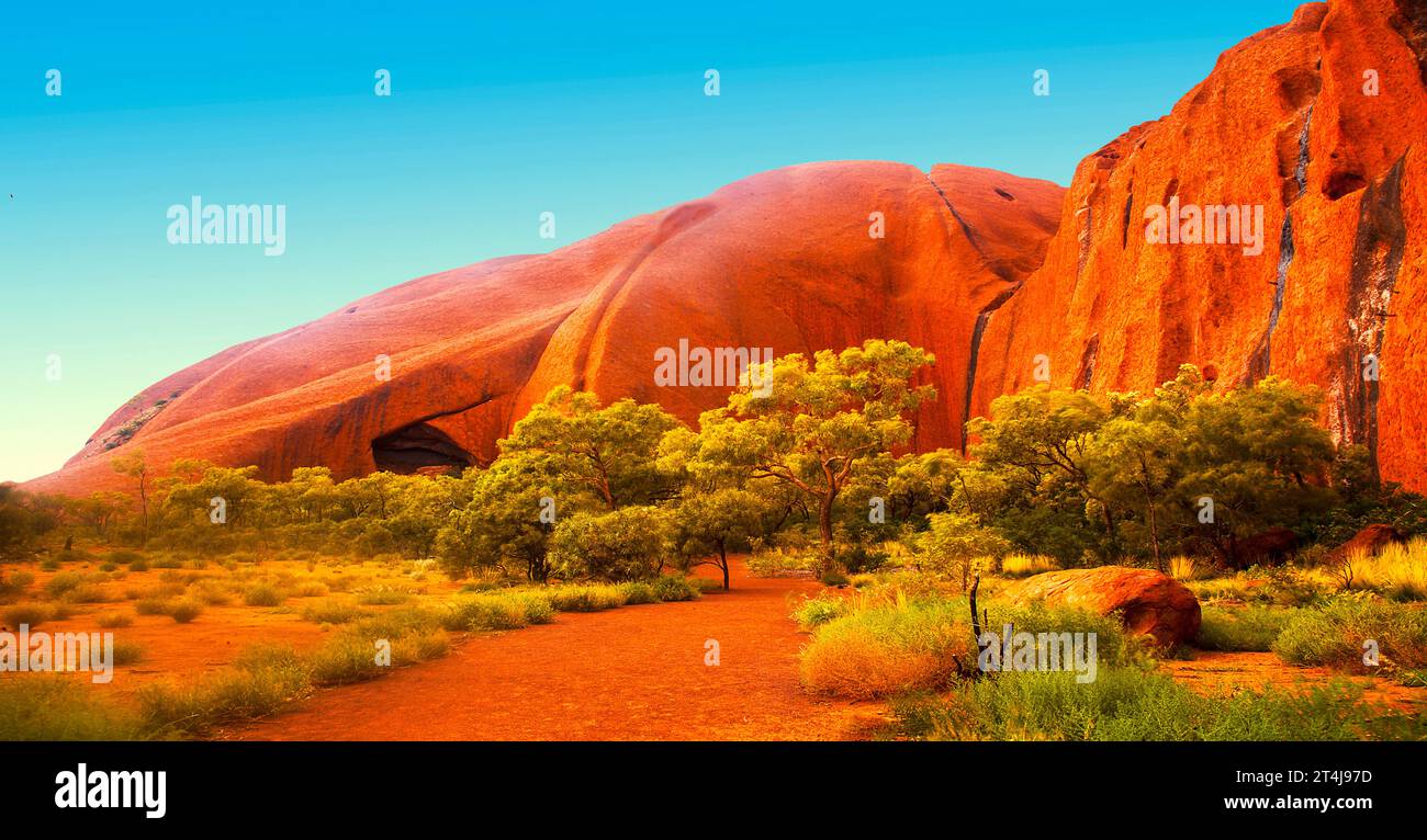 Rock formation uluru kata hi-res stock photography and images - Alamy