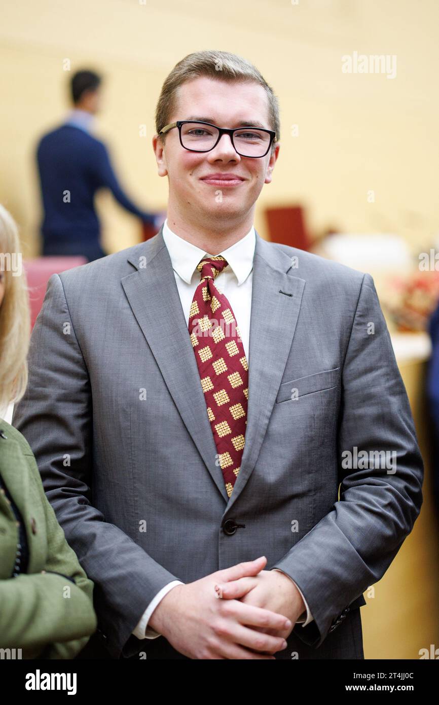 31 October 2023, Bavaria, Munich: Daniel Halemba (AfD) looks into the ...