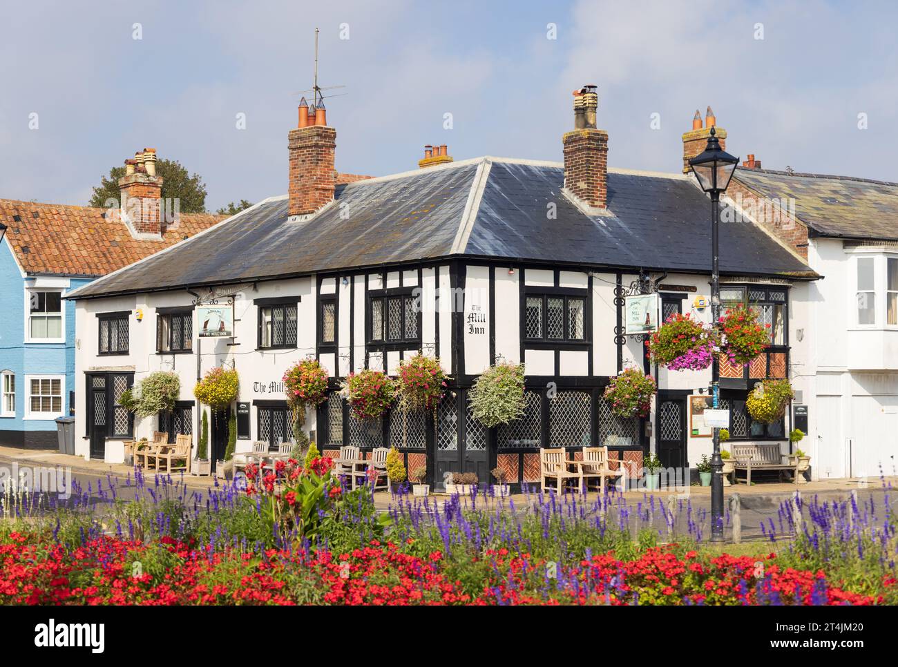 Suffolk public house hi-res stock photography and images - Alamy