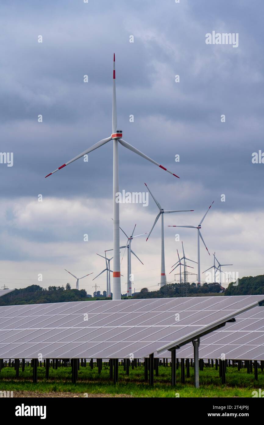 Large scale power plant hi-res stock photography and images - Alamy