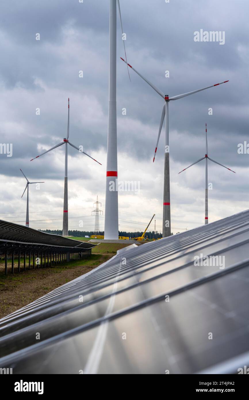 Large scale power plant hi-res stock photography and images - Alamy