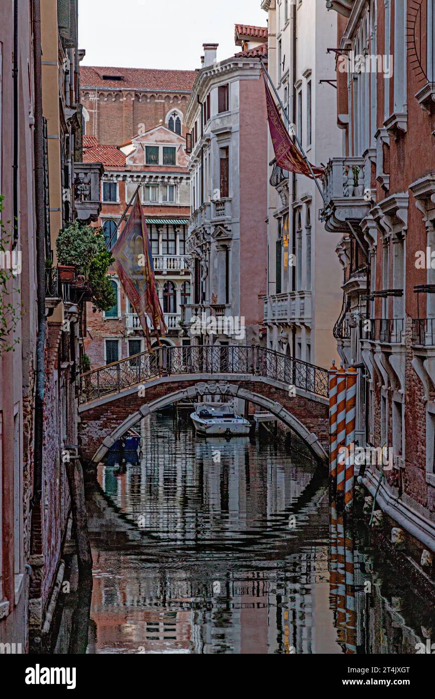 City scene of Venice during Covid-19 lockdown without visitors at ...