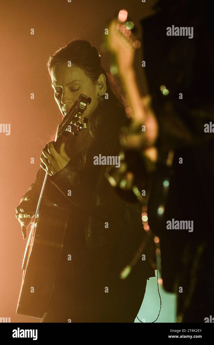 Rodrigo y gabriela in concert hi-res stock photography and images - Alamy