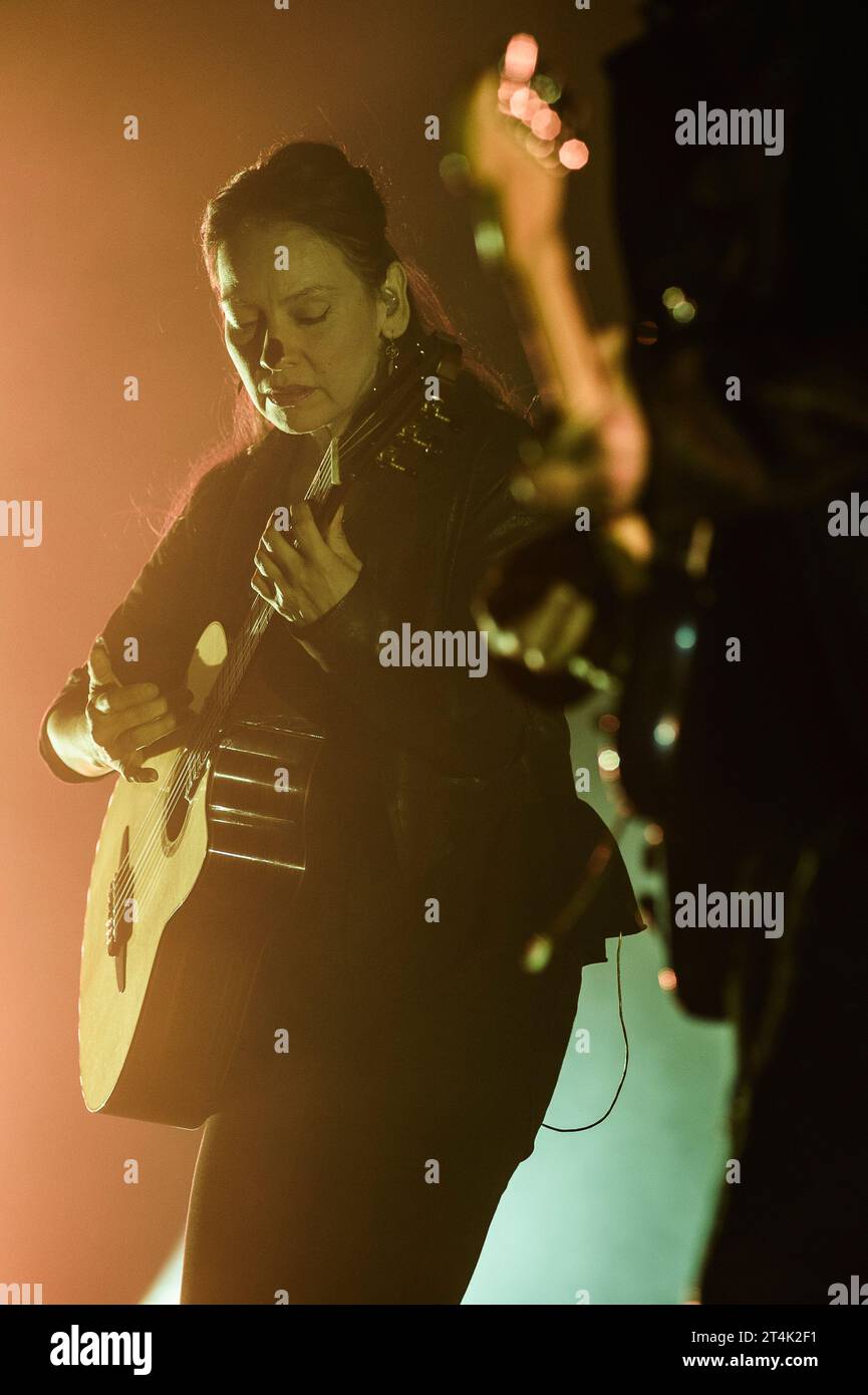 Rodrigo and gabriela hi-res stock photography and images - Alamy