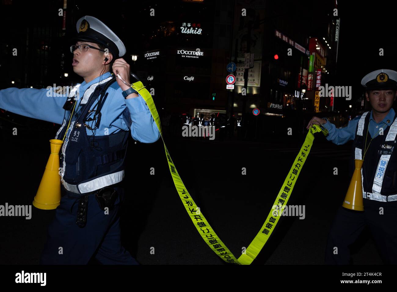 Tokyo, Japan. 31st Oct, 2023. Tokyo Metropolitan Police Officer ...