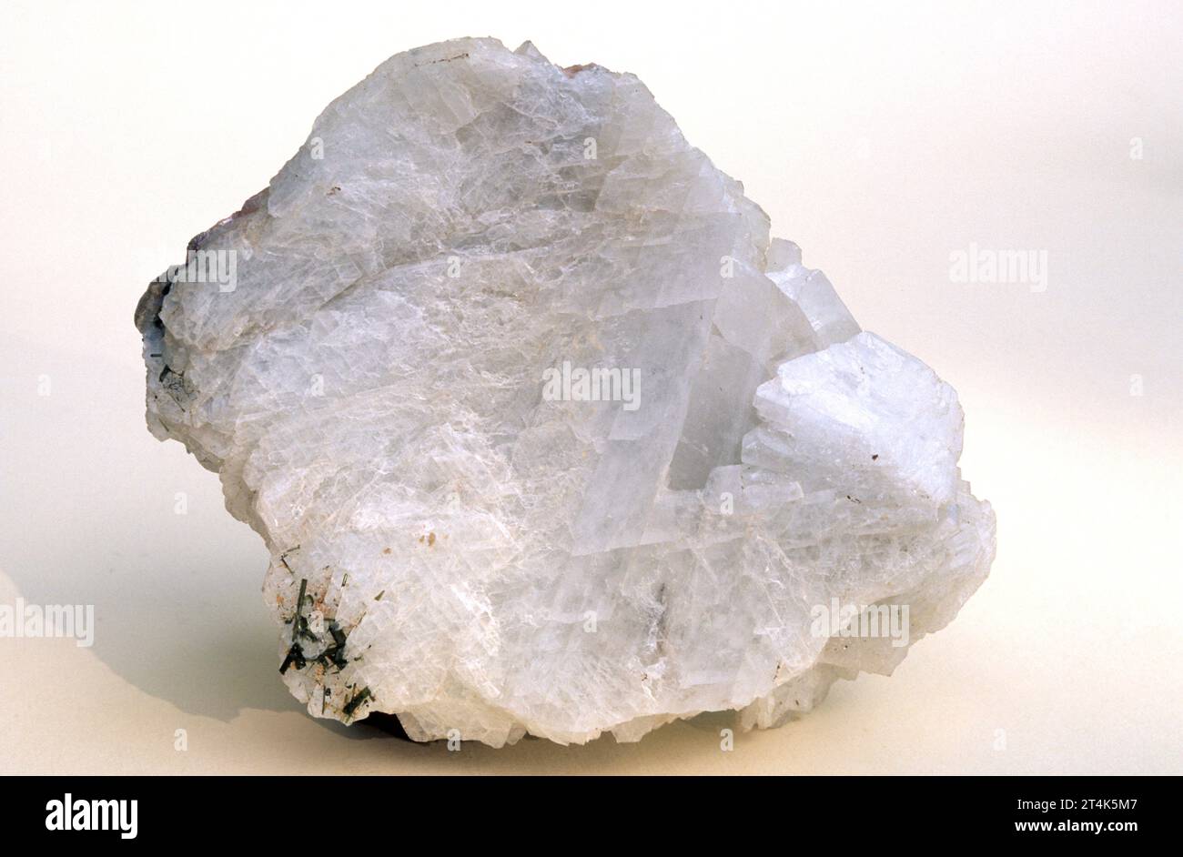 Albite is a silicate mineral (tectosilicate) from de plagioclase group ...