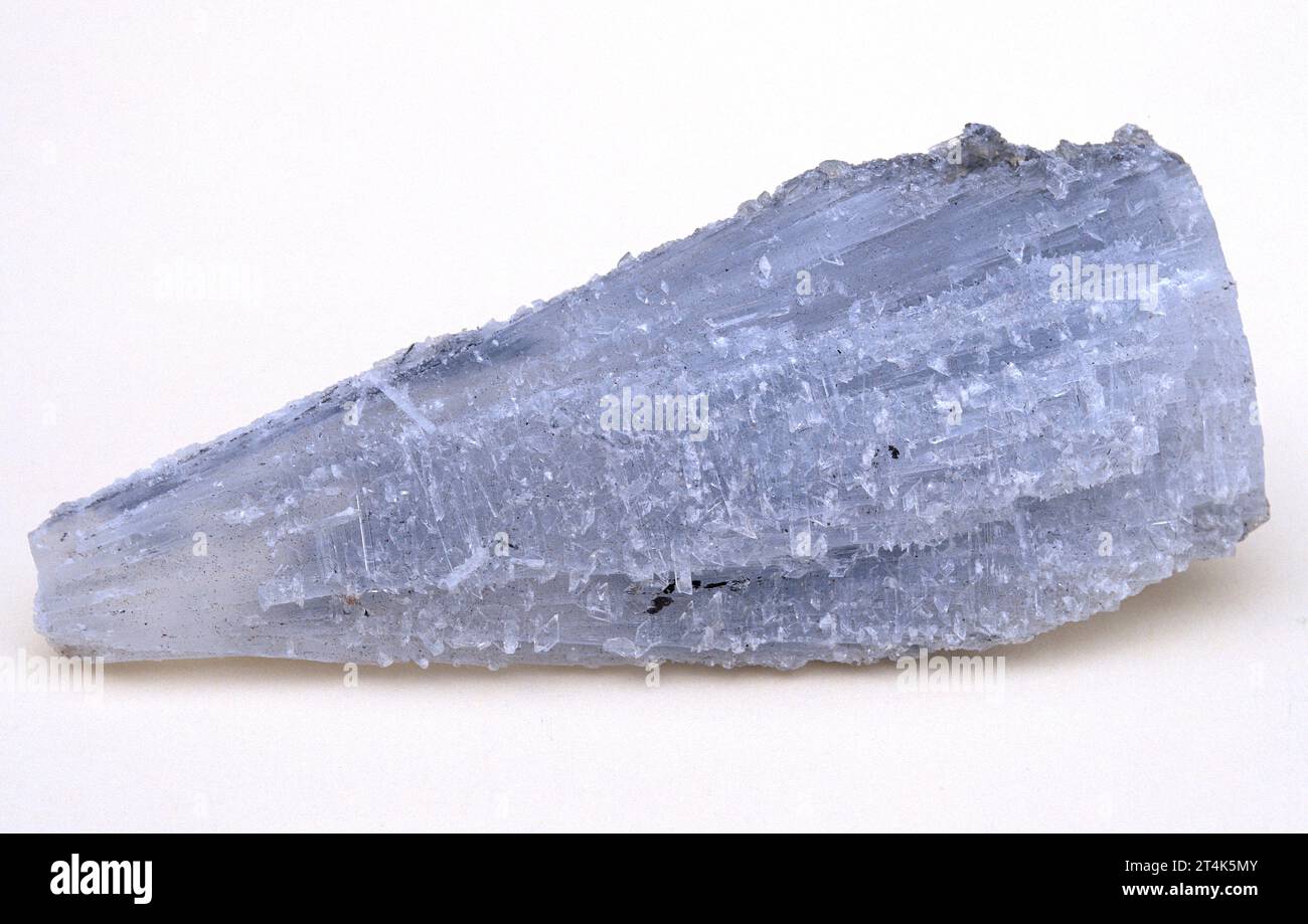 Mineral anhidrita hi-res stock photography and images - Alamy