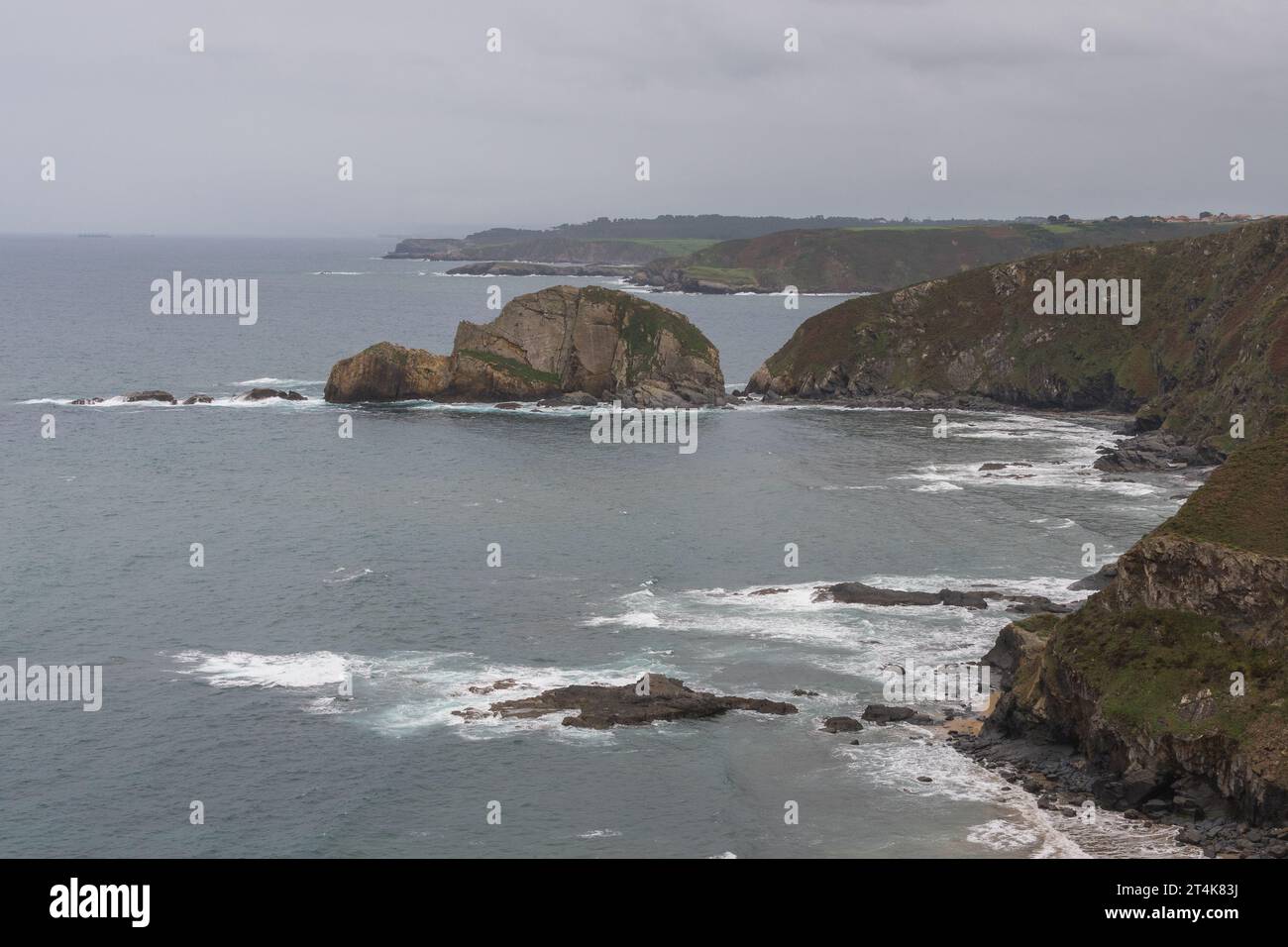 Tortuga island family hi-res stock photography and images - Alamy