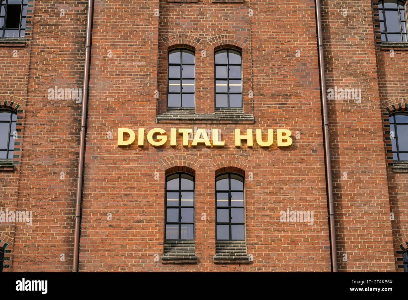 Digital hub hi-res stock photography and images - Alamy