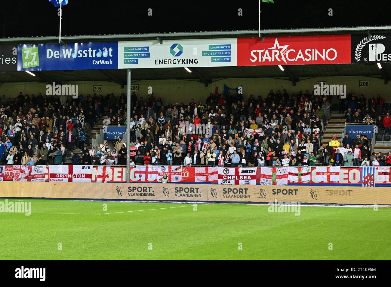 Heverlee, Belgium. 31st Oct, 2023. England's fans and supporters ...