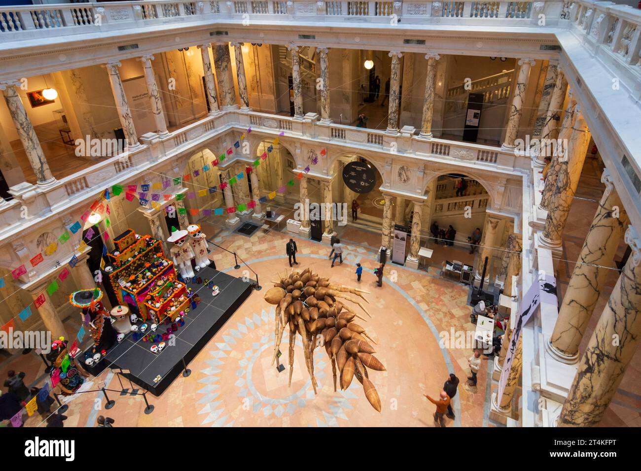 Vienna: Weltmuseum Wien (formerly the Museum of Ethnology) inside ...