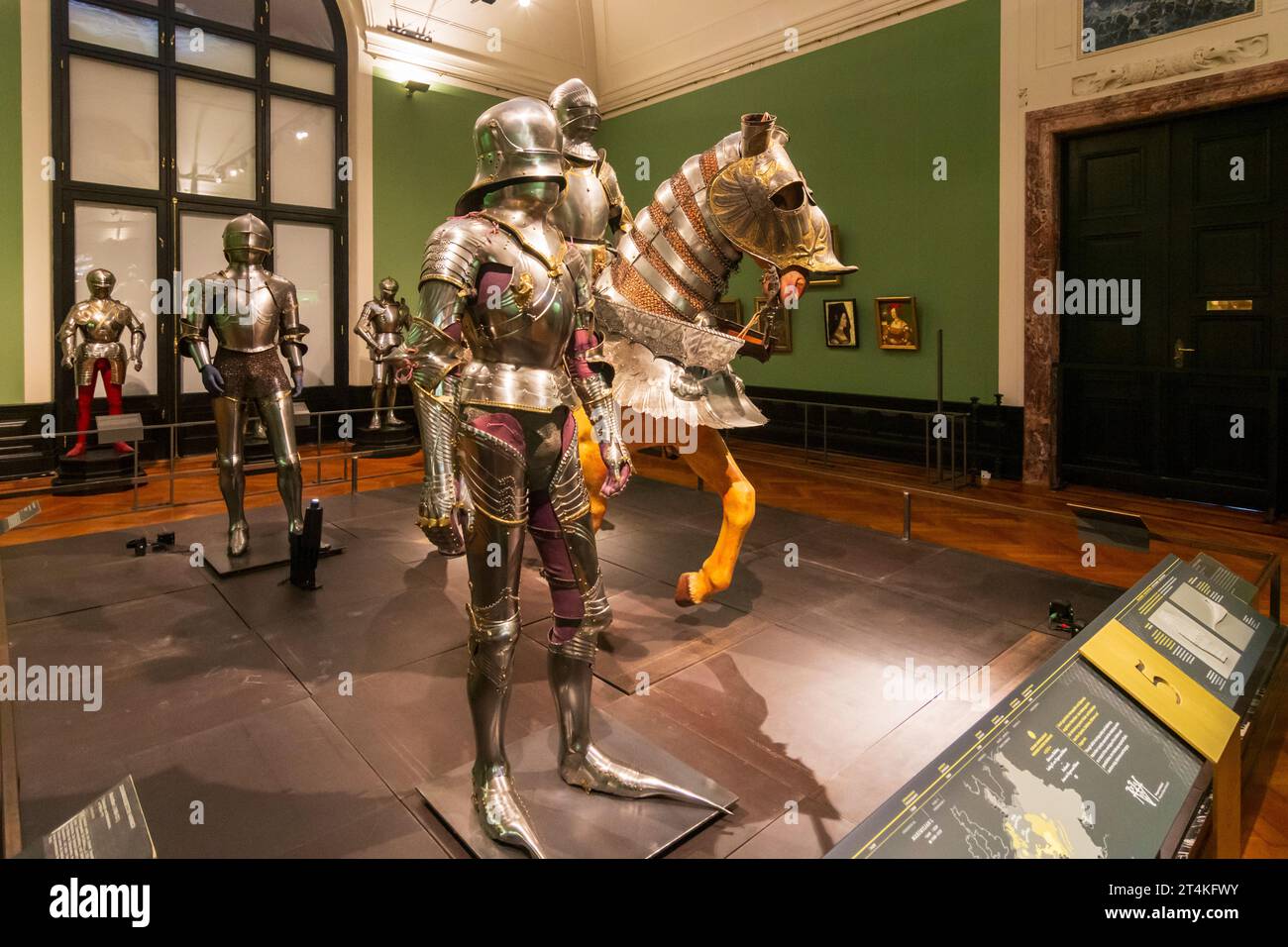 Vienna: knight's armor in museum Hofjagd- und Rüstkammer (Imperial ...