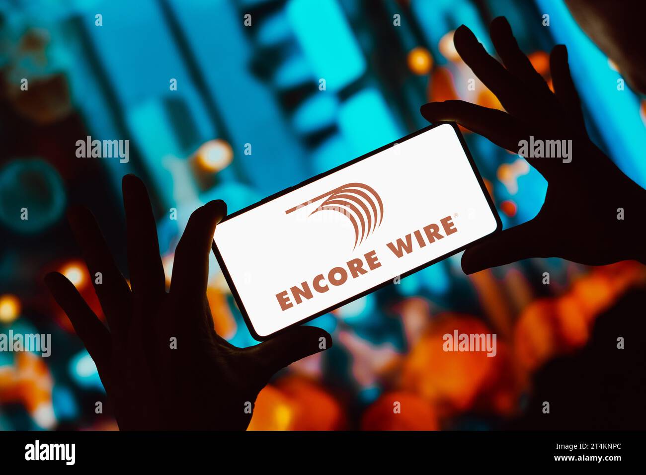 Encore wire hi-res stock photography and images - Alamy