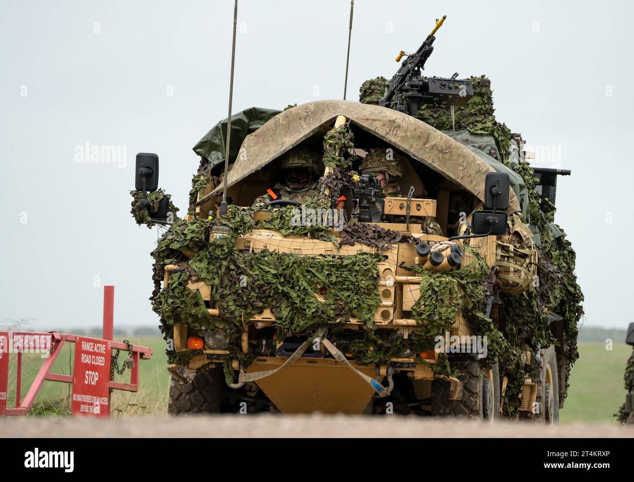 British army Supacat Jackal 4x4 rapid assault, fire support and ...